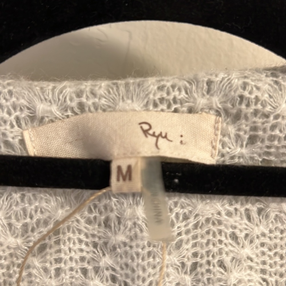 Anthro Ryu Gray Cream Knit Lace Overlay Medium - Gem